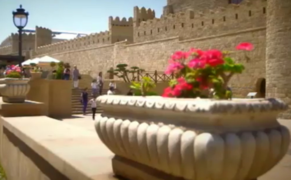 La Cité fortifiée de Bakou | Ordissinaute